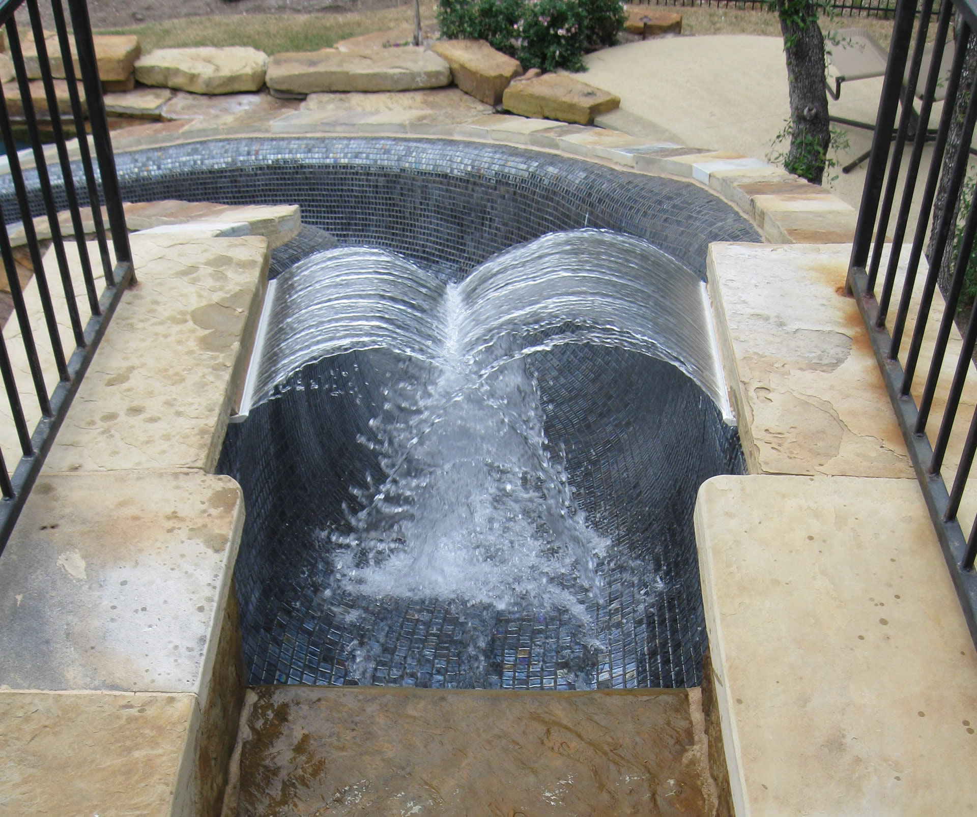 Custom Swimming Pool Builder in Austin, TX - Poolscapes, Inc